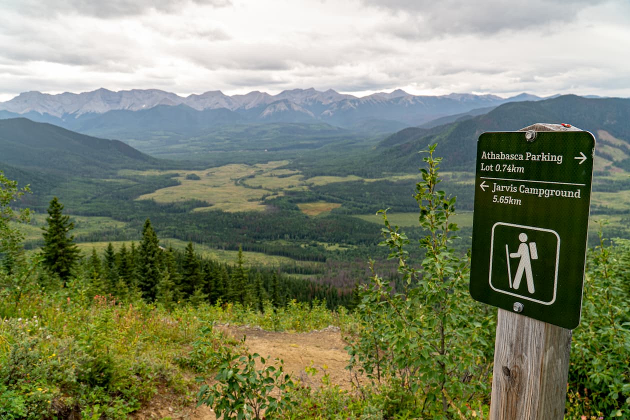 Hinton - Gateway to the Northern Rockies | ZenSeekers