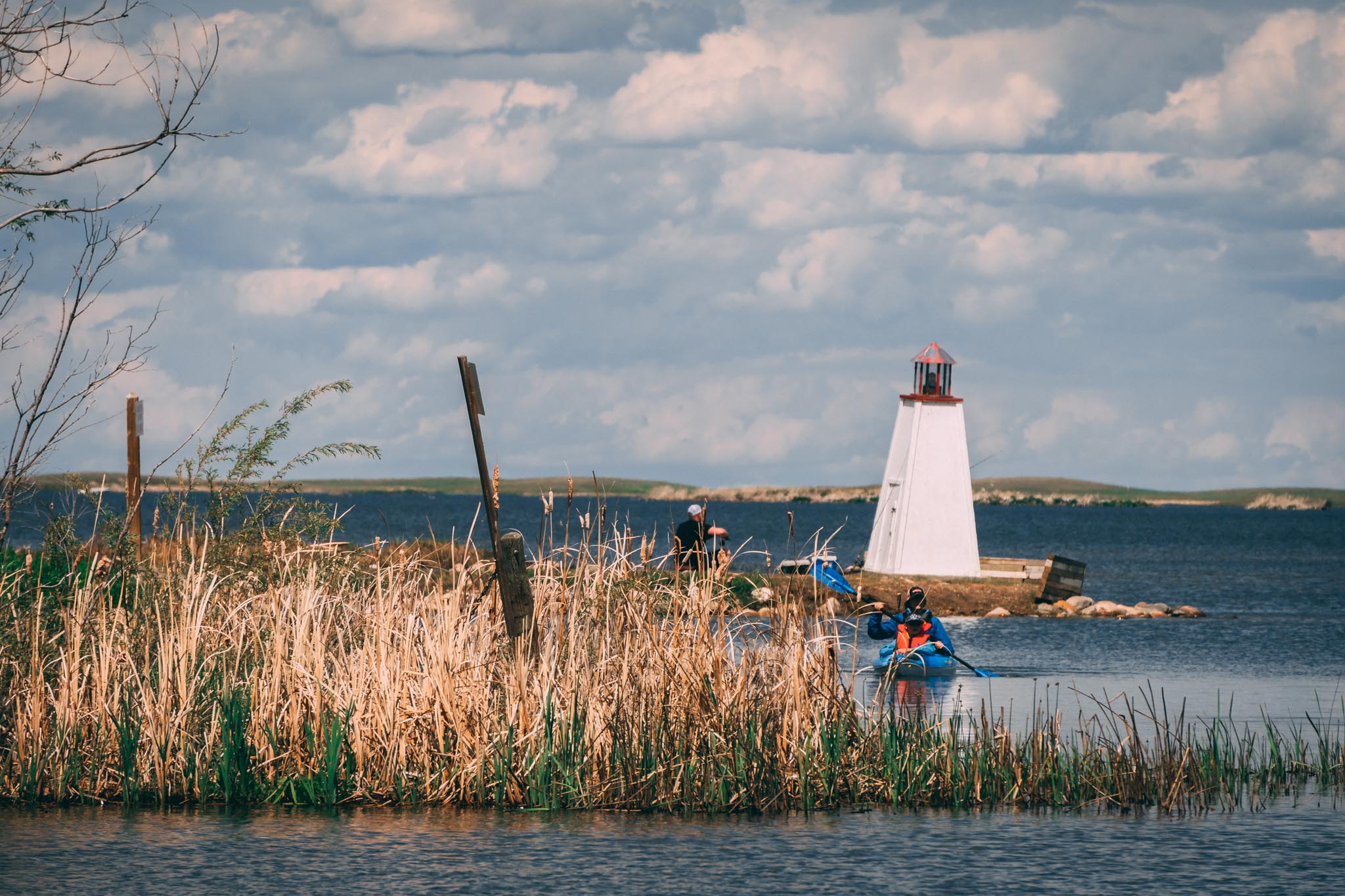 Dive into summer days in Newell by the Water | ZenSeekers